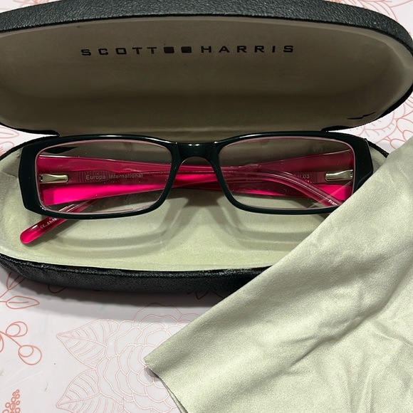 Scott Harris | Accessories | Scott Harris Frames With Case | Poshmark